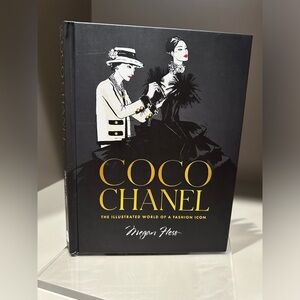 Accents | Coco Chanel Special Edition The Illustrated World Of A ...